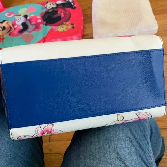 Loungefly | Bags | Disney Loungefly Snow White Satchel Bag | Poshmark